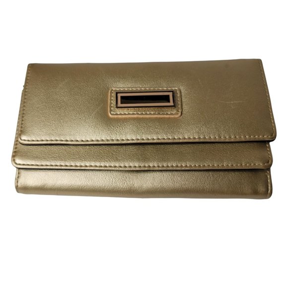 Unbranded | Bags | Gold Faux Leather Shimmery Metallic Multicompartment ...